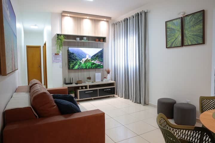 Apt 2/4 C/ Sacada Proximo Da Unie E Hospitais - Anápolis