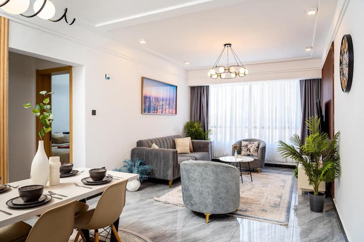 Modern 2-bed Apartment With Pool ,Yaya Centre - Nairobi