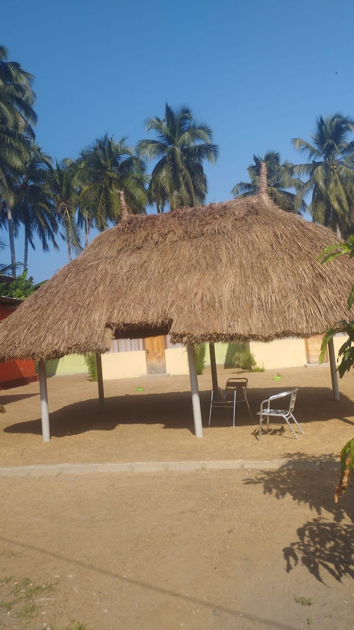 2 Chambres Climatisées Braffedon - Côte d'Ivoire