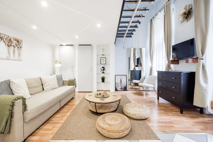 Central-fun Home Near Andrassy Avenue W/ac - Budapest