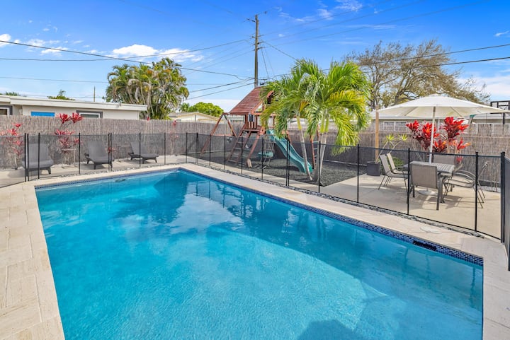 4bd Villa: 4-hole Mini Putt | Playset | Salt Pool - Plantation, FL