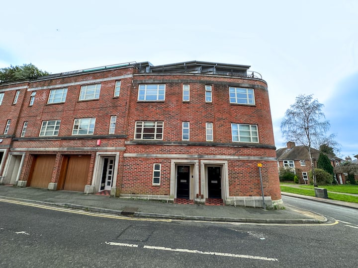 Ipswich 4/5 Bed|modern|parking|spacious|town House - Ipswich