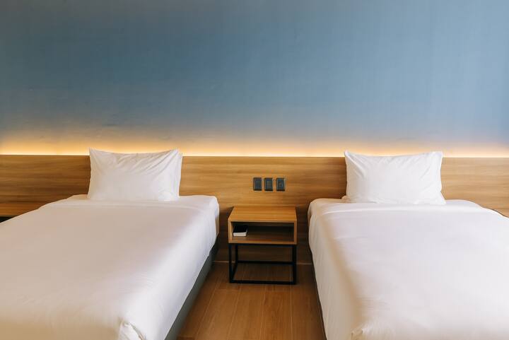 Premiere Double - Brand New Hotel In Urdaneta City - Manaoag