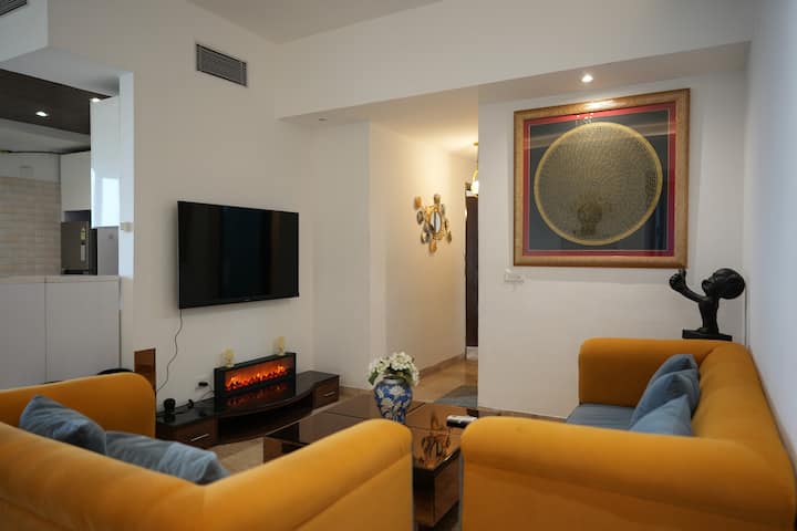 3bhk Comfort Island - ノイダ