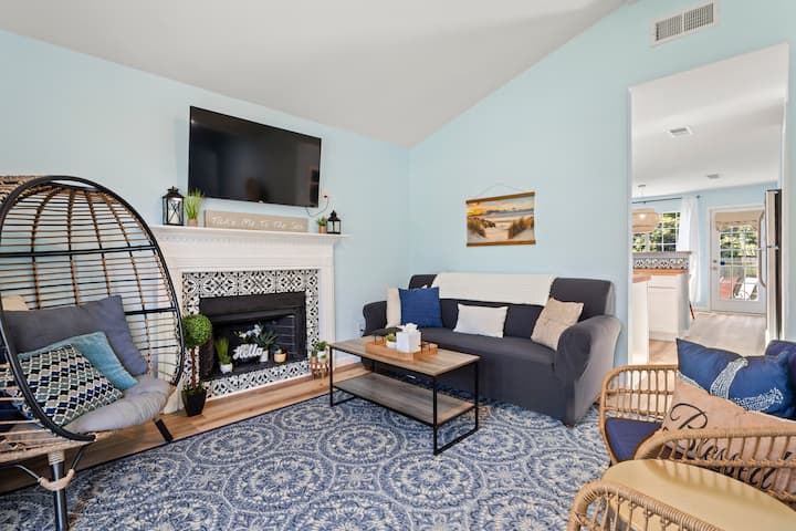 Beachy 3 Br Family Stay, 8 Min From Coliseum. - Gulfport, MS