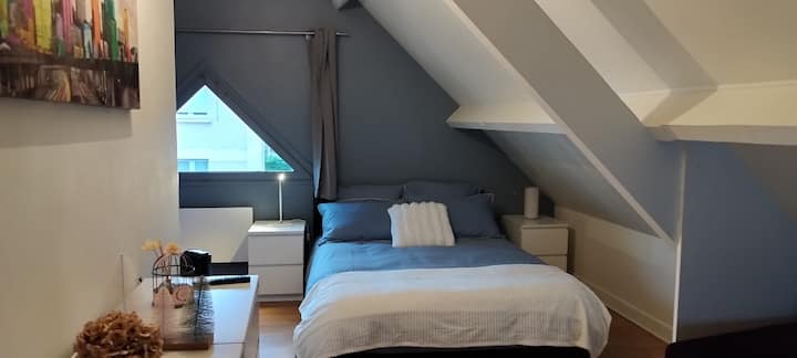 Chambre Avec Sdb - Agréable Maison Avec Jardin - Argenteuil