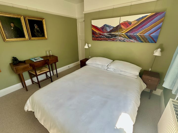 Peaceful Double Room In Windermere - Bowness-on-Windermere