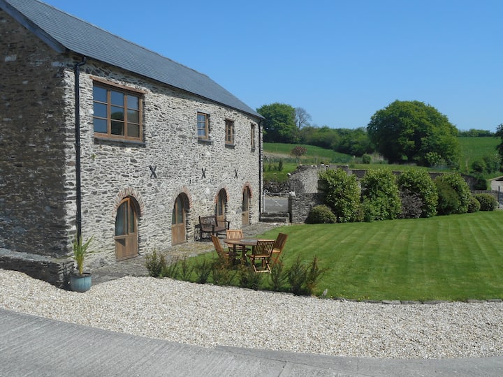 Shircombe Lodge - Exmoor National Park - Dulverton