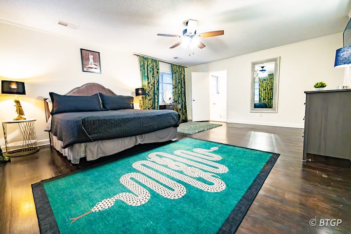 Brand New*walk To Graceland*sleeps 10* - Memphis, TN