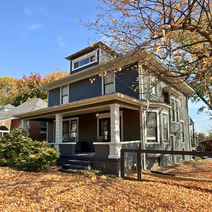 Spacious Retreat For 14 Ideal For Family Gathering - Louisville, KY