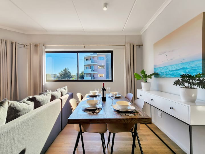 Cc10. Spacious Beach Apt. 2bd/2bath. Backup Power. - Parklands