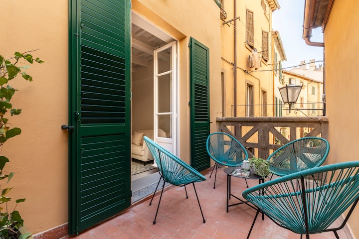 Ruga23 | New Apartment In The Main Street. - Cortona