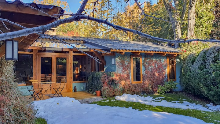 Dos Cabañas + Quincho Para 2 Familias - San Carlos de Bariloche