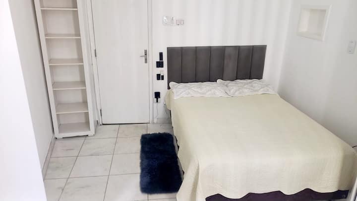 Apê Tudo Perto: Praia E Serviços - Rio de Janeiro