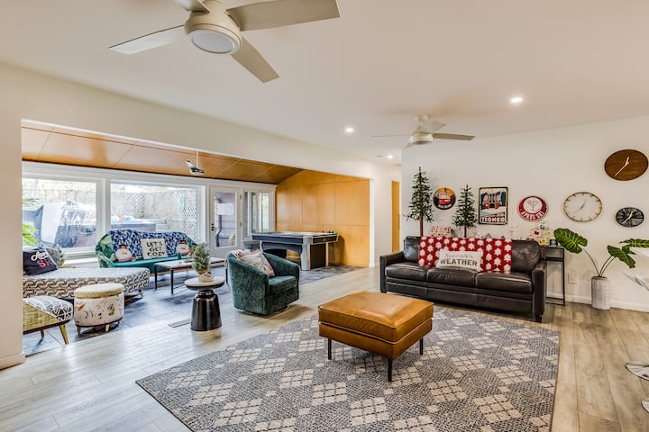 First Class Modern-pool-hot Tub-games-parks-golf - Wichita, KS