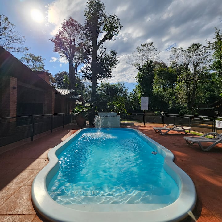Cabaña En Puerto Iguazú Con Pileta Y Naturaleza - Puerto Iguazú