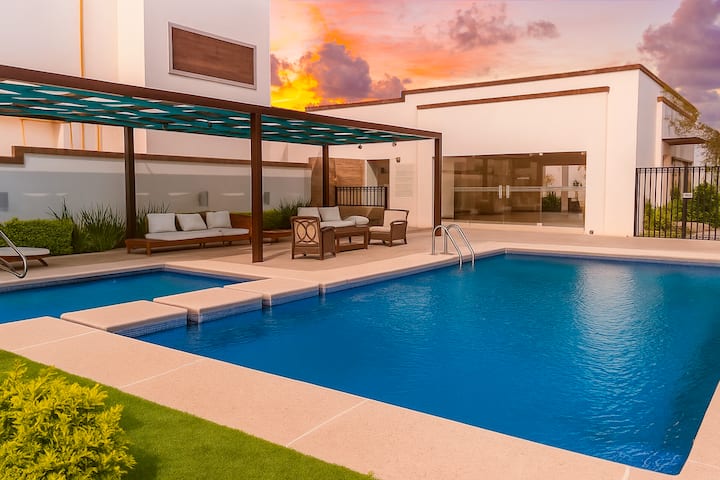 Casa Privada C/alberca. 5 Min Aeropuerto/consulado - Hermosillo