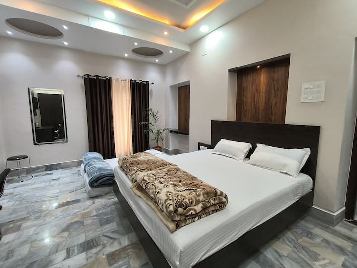 Mandakini Home Stay, A Peaceful Space - Varanasi
