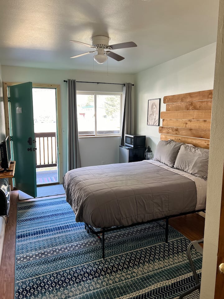 Studio In Downtown Seward! - Seward, AK