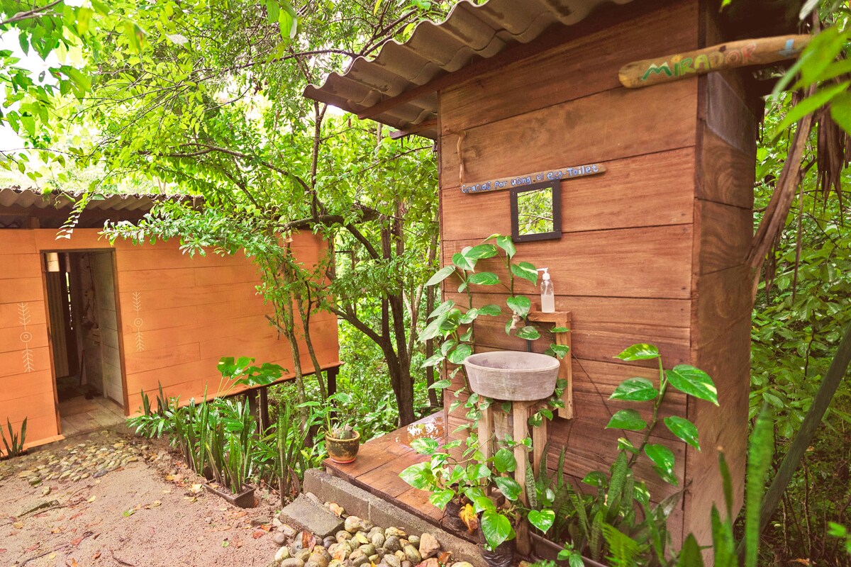 Jango • Eco TreeRoom near Tayrona in Vereda Los Naranjos, Magdalena ...