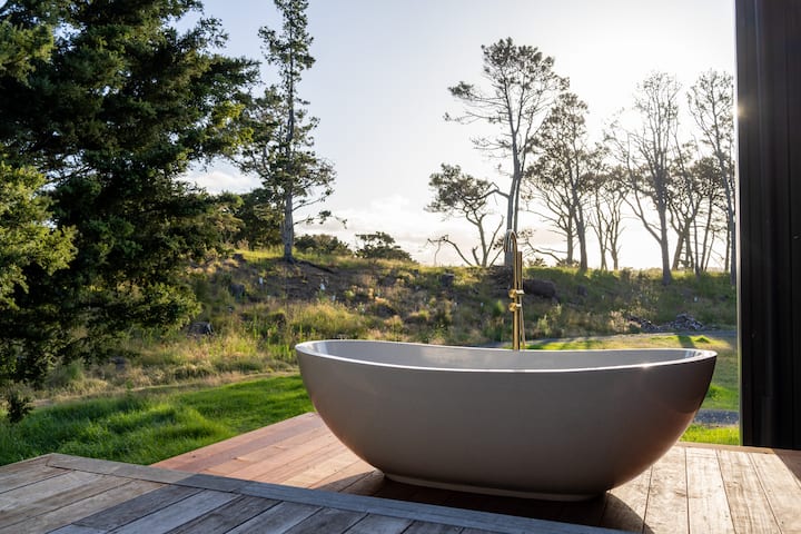 Luxurious Beach Retreat - Mangawhai