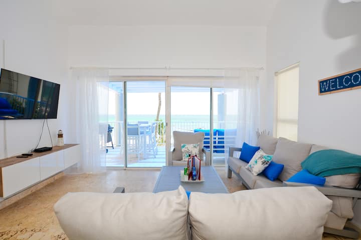 Los Olas, Ocean Front, 4 Bed/4 Bath, Bbq, Wifi - Punta Cana