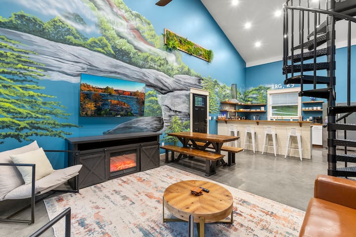 Barndo/ample Parking/access To Red River/hot Tub - Slade, KY