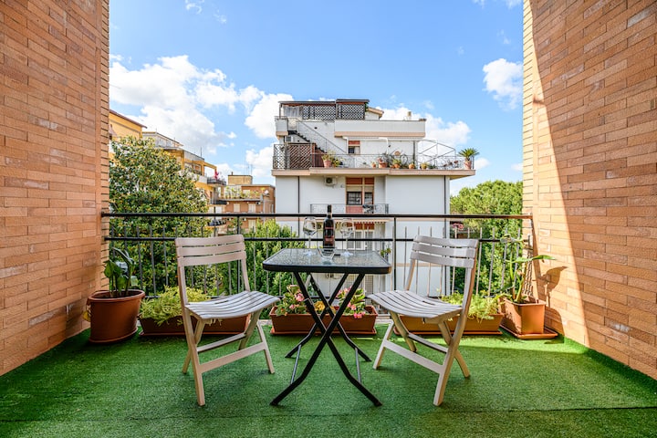 Amoroma Holiday - Rome