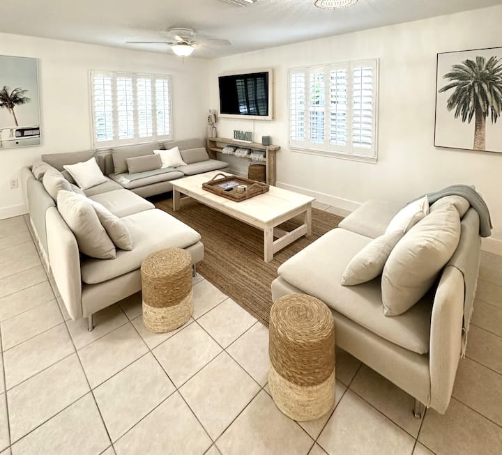 Palm Harbor Retreat - Palm Harbor, FL
