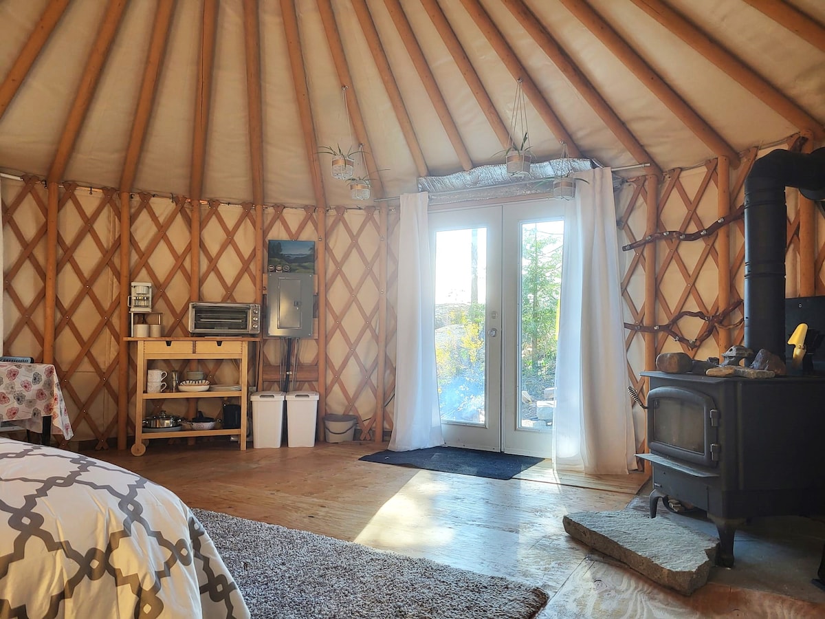 Mountainside Blue Yurt - Yurts for Rent in Strathcona, British Columbia ...