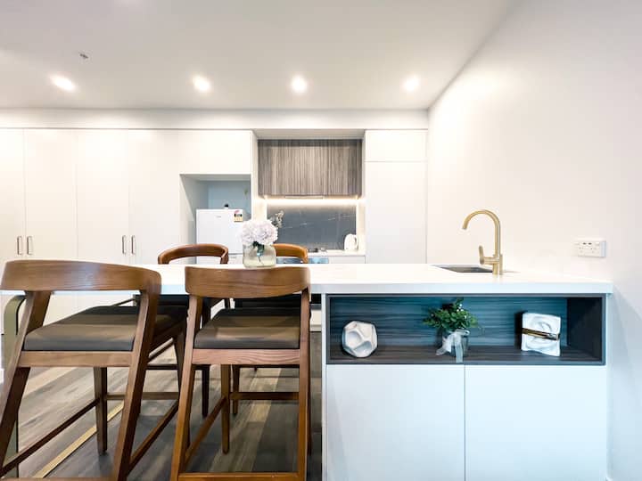 New Brand Boxhill Apartment With View 12a - Box Hill