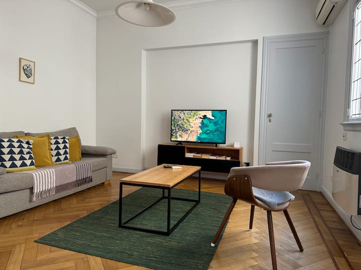 Conexión Total A Metros De La Línea D Y Metrobus - Buenos Aires