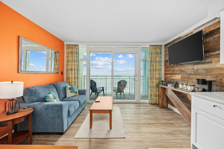 Oceanfront 1br At Holiday Sands: Stunning Views! - Myrtle Beach, SC