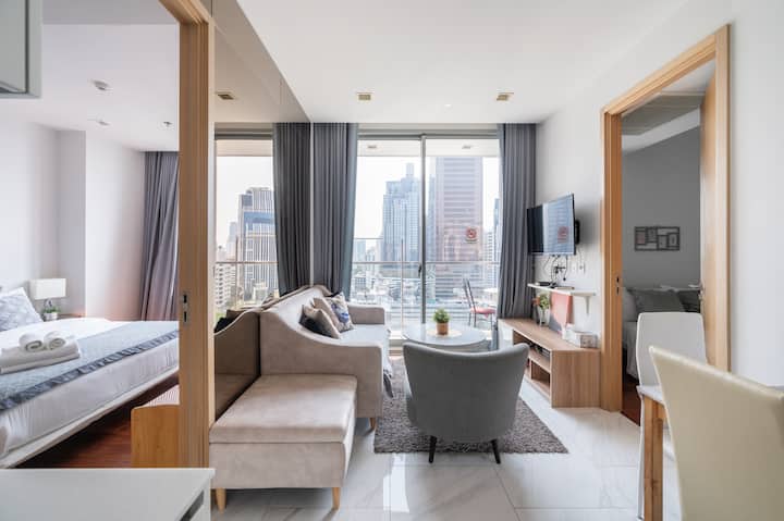 Hyde Sukhumvit 11 2br Bts Nana 5 Min Wi-fi - Bangkok