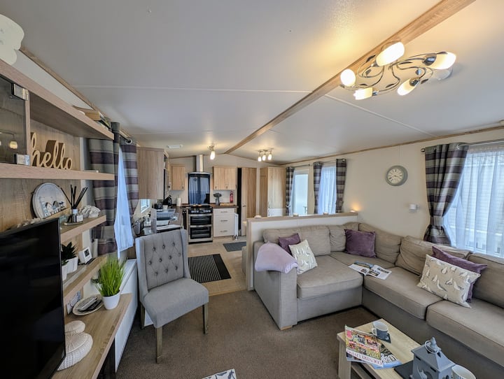 Dog Friendly 2 Bdrm @ Hoburne Park, Nr Avon Beach - Mudeford