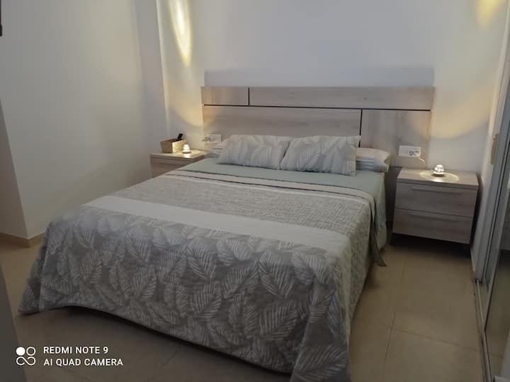 Acogedora Habitación Con Terraza Ajardinada. - Buñol