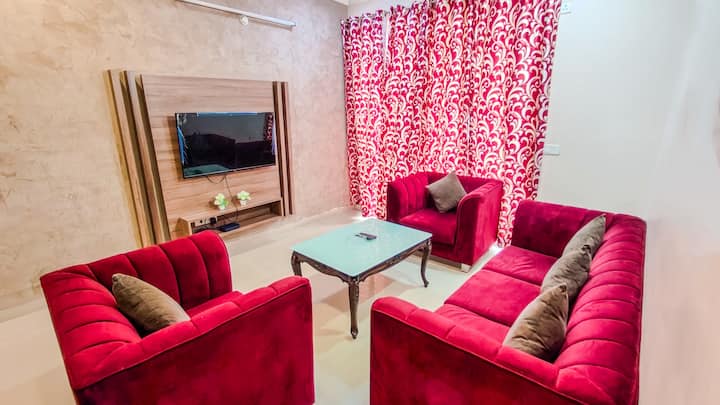 Staeg Spacious Apart. 3bhk 104 - Indore