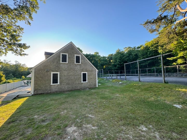 Secluded Cottage: Tennis & Beach - Wareham, MA