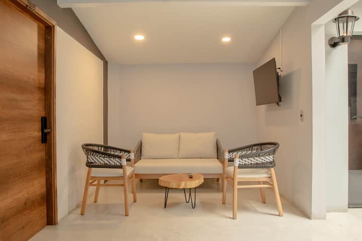 Casa En Manila, El Poblado, Medellin - Medellín