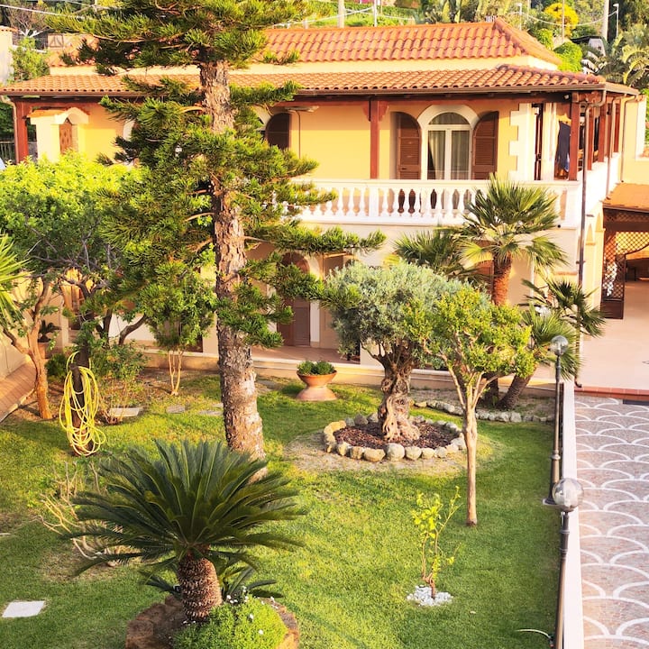 Romantic Deluxe Room Con Vista Mare – Ischia - Lacco Ameno