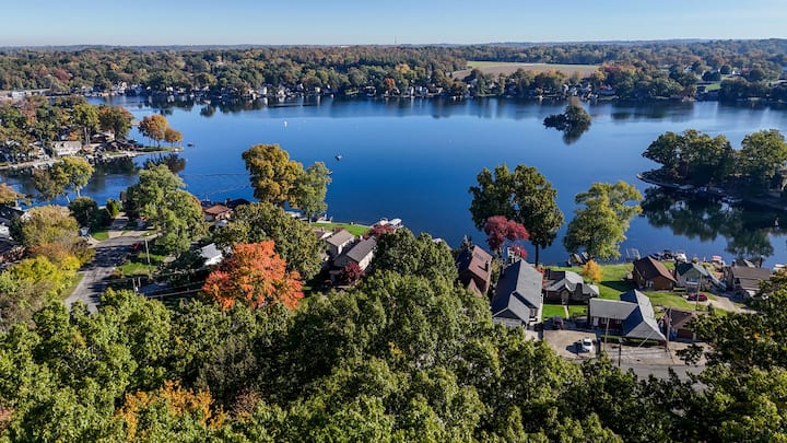 Sleeps 8, Bbq, Wi-fi, Laundry, Free Parking - Portage Lakes, OH