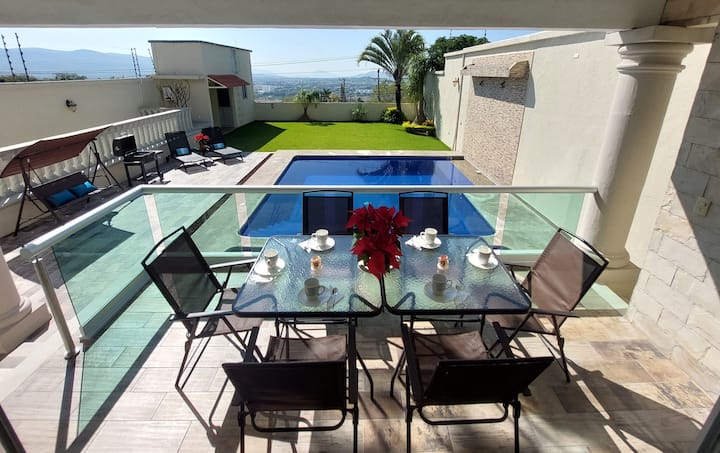 Come And Enjoy The View And Our Warm Pool! - Temixco