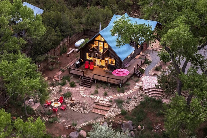 Top 1% | River Oasis | Hot Springs Nearby - Jemez Springs, NM