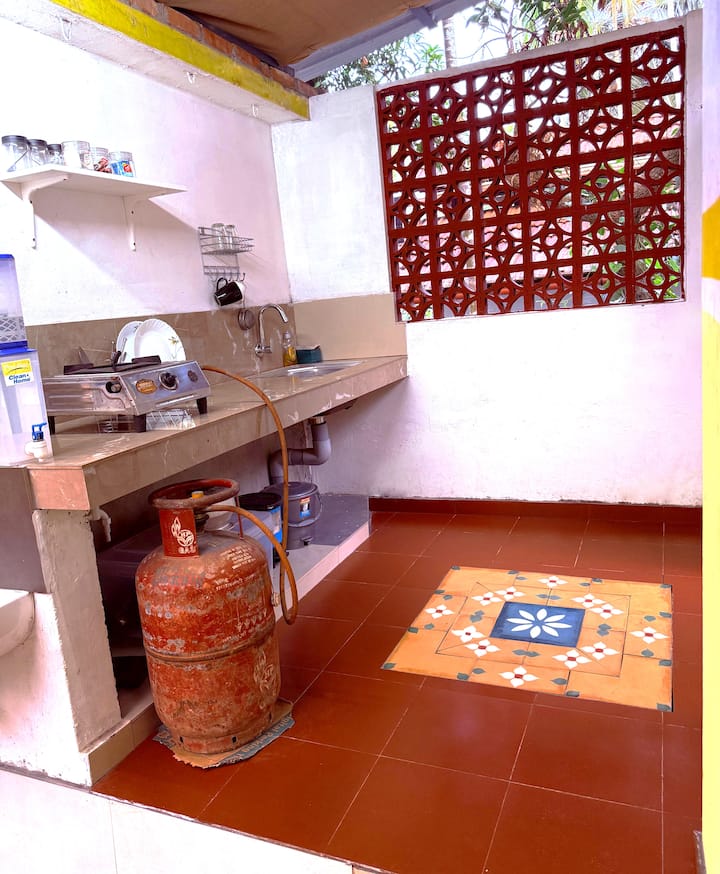 Avocado Homestay (Ac) - Kozhikode
