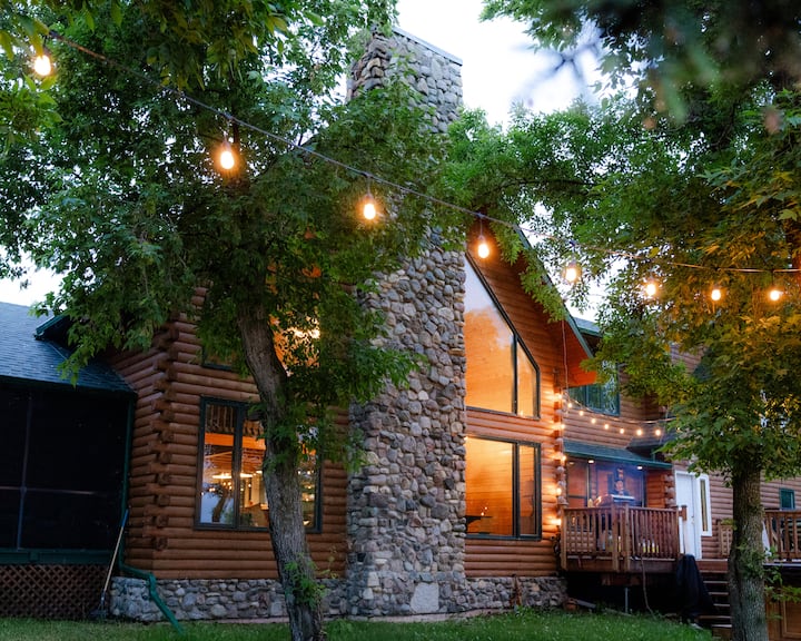 Private Lakefront Sanctuary-hottub-sauna-coldtub - Manitoba