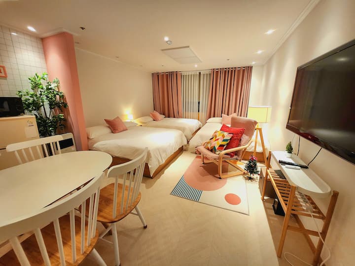 [New Open] 1sec From Hongdae Sub&netflix&wifi 7 - Séoul