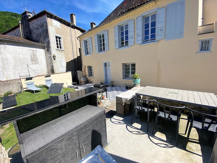 Duplex Climatisé Vue Sur Toit, Parking + Jardin - Foix