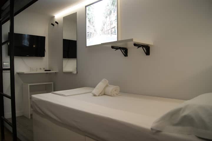 Single Pod In M Pods Málaga - Málaga