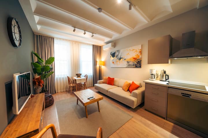 Stylish 1 Bedroom Apt. At The Heart Of Galata - Estambul