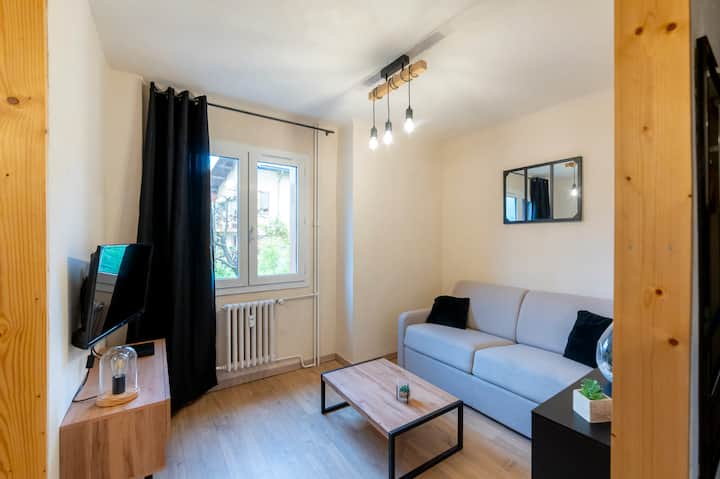 Studio Agréable Et Chaleureux - Briançon